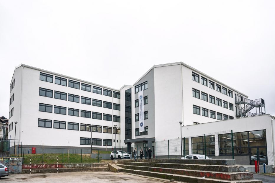 INVESTICIJE U ZNANJE: Najljepši poklon BiH